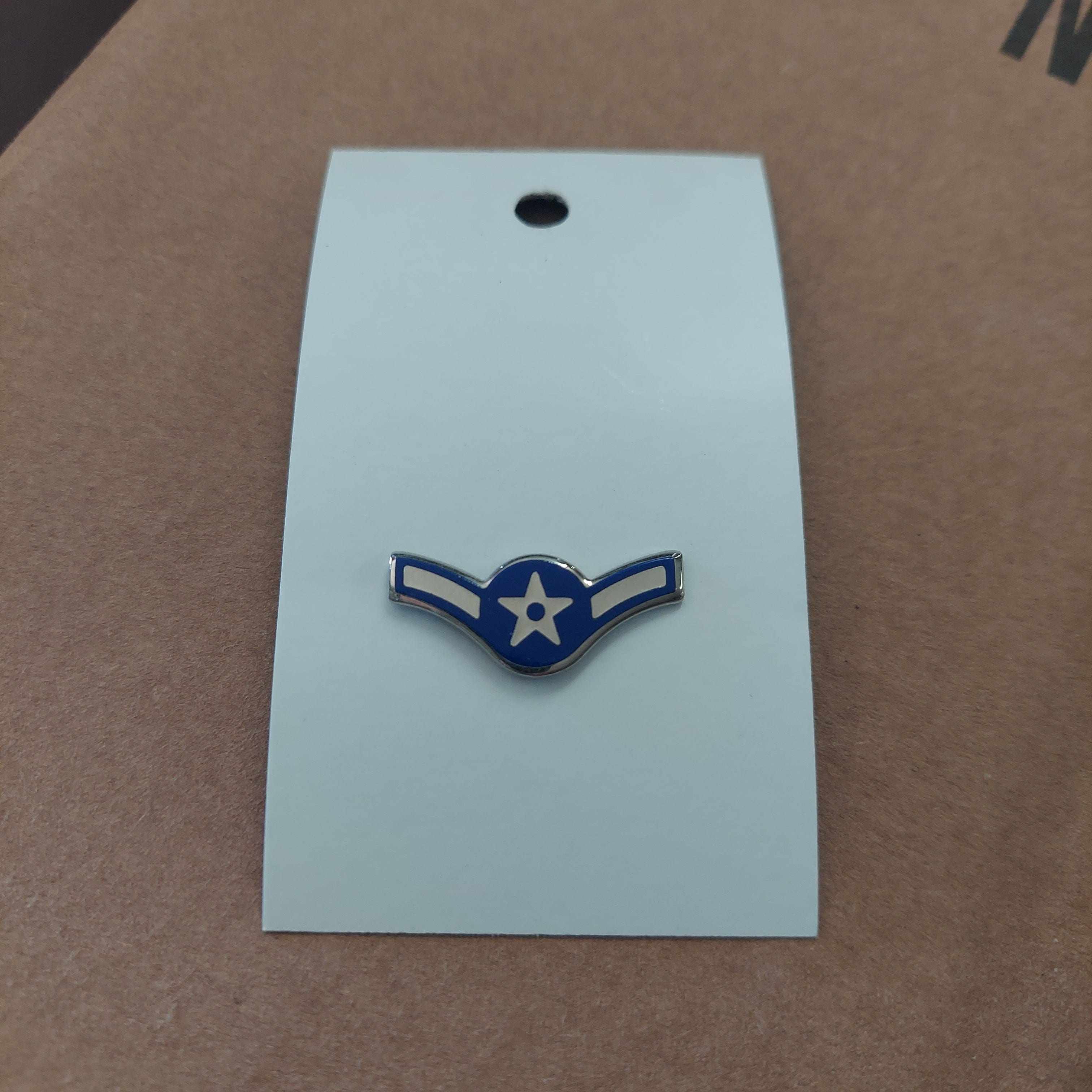 USAF Older Airman E2 Rank Insignia Pin United States Air Force older A ...