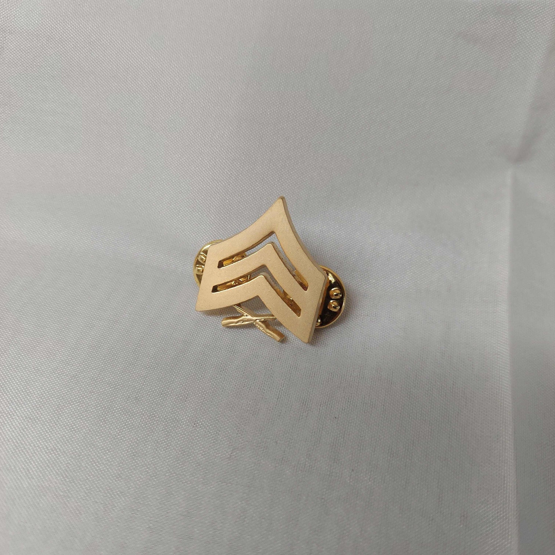 USMC Sargent E5 Rank Insignia Pin – The Command Bunker